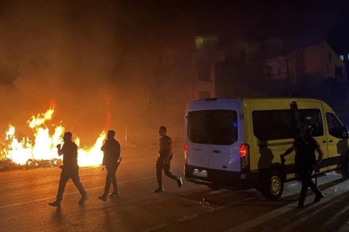 تركيا توقيف 474 شخصاً بعد أعمال عنف طالت مصالح سوريين